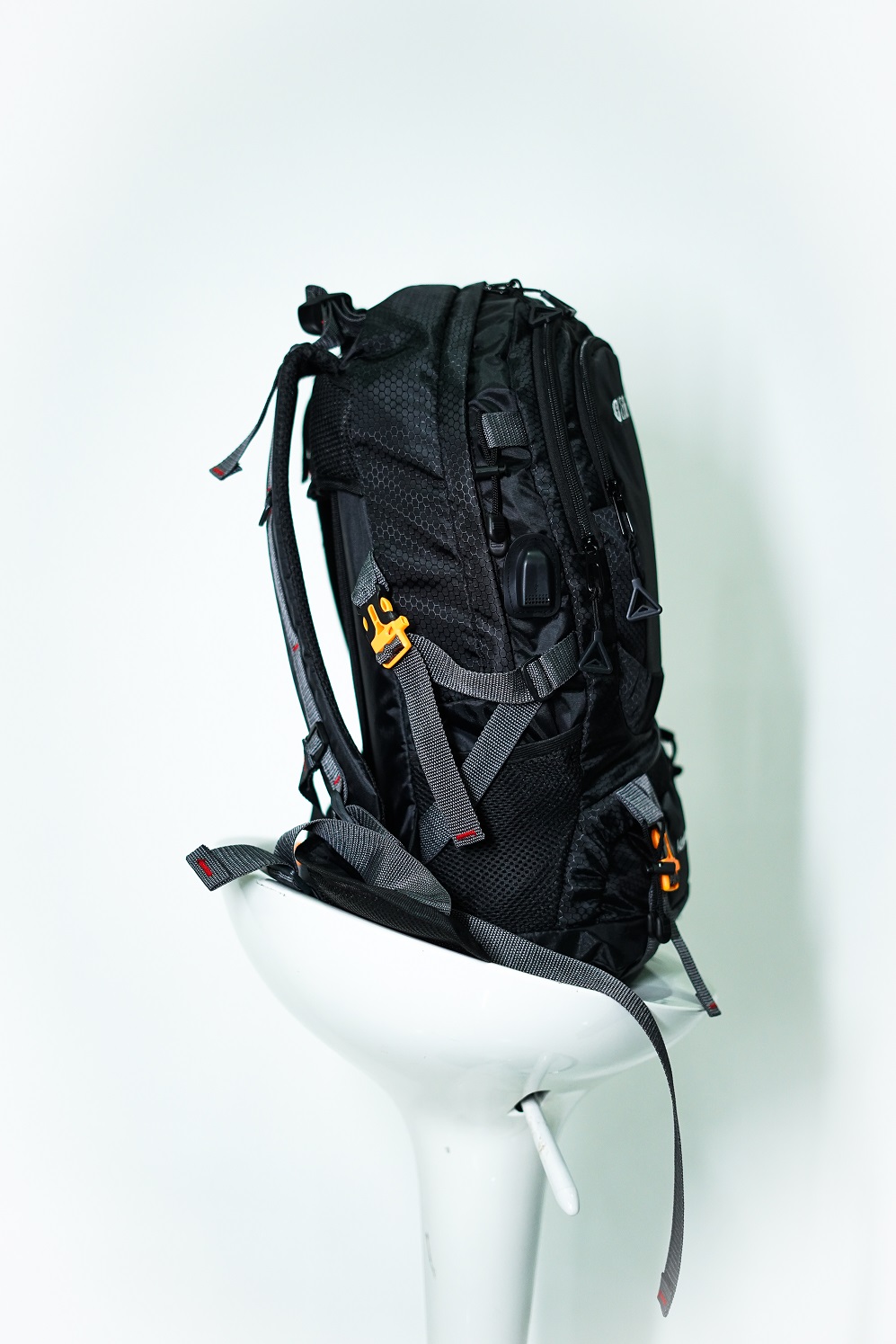 Zilla traveling 45L Back Pack - ZILLA